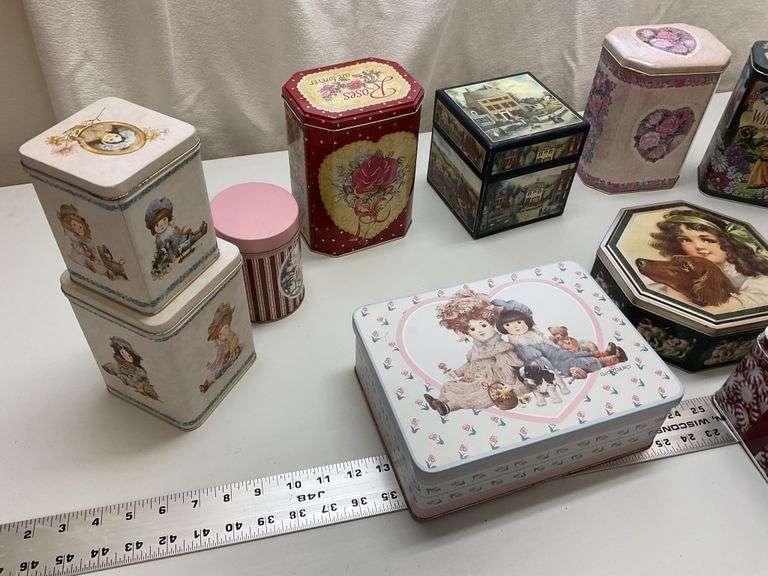 Assorted tins - Legacy Auction Company