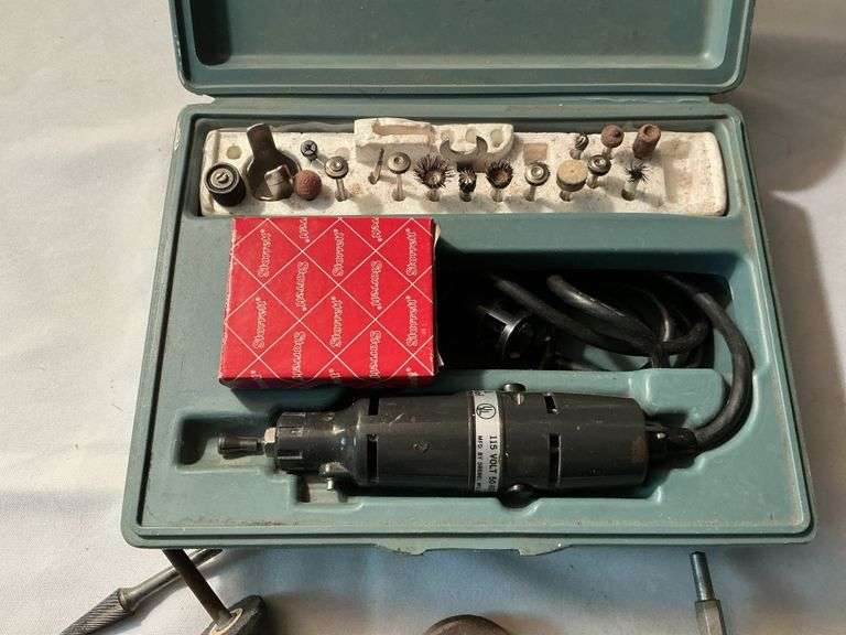 Moto tool kit - Legacy Auction Company