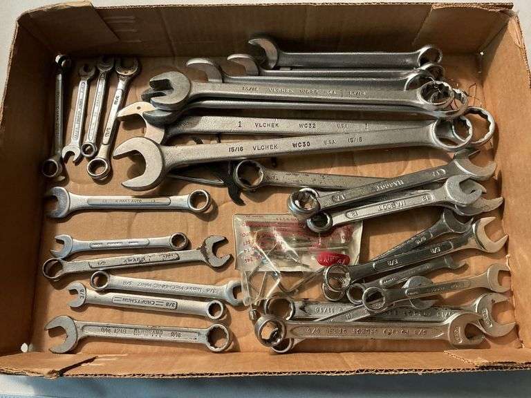 Assorted wrenches - Legacy Auction Company