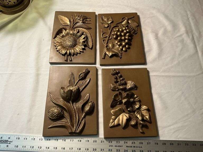 Vintage chalkware wall decor - Legacy Auction Company