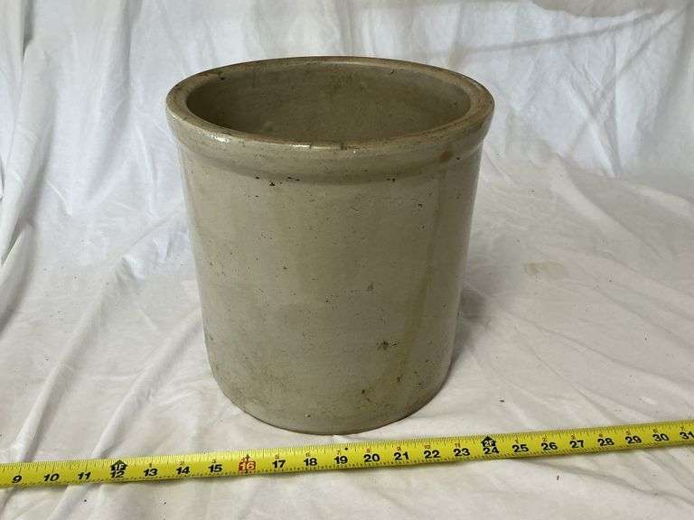 3 gallon Red Wing crock - Legacy Auction Company