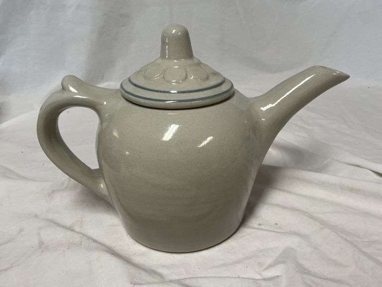Red Wing teapot-small chip on rim - Legacy Auction Company