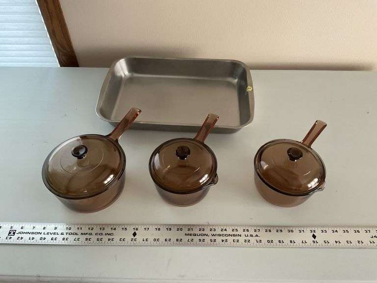 Corning Vision Ware with 11 x 16 baking pan - Legacy Auction Company