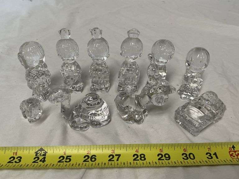 Precious Moments lead crystal figurines - Legacy Auction Company
