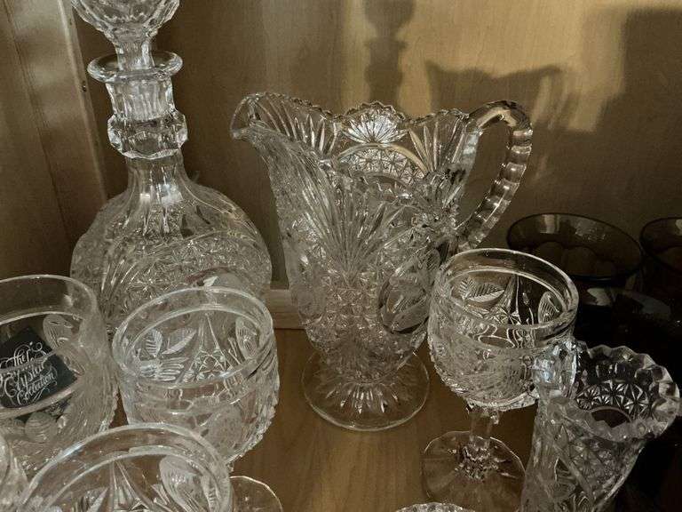 Byrdes Collection cut lead crystal pieces - Legacy Auction Company