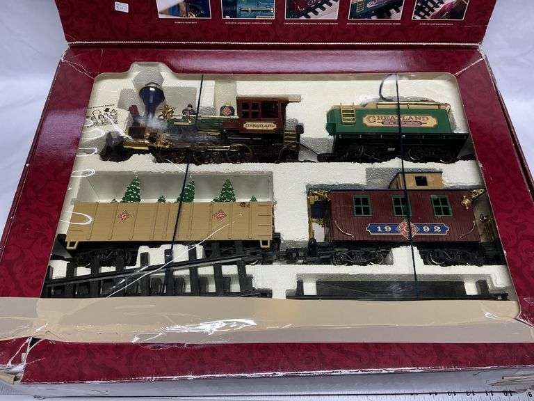 Greatland Express train set - Legacy Auction Company