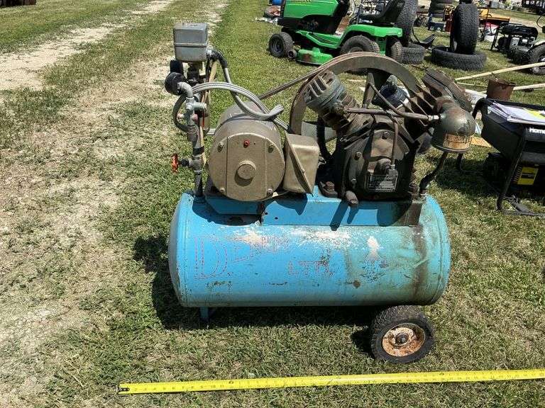 Air compressor - Legacy Auction Company
