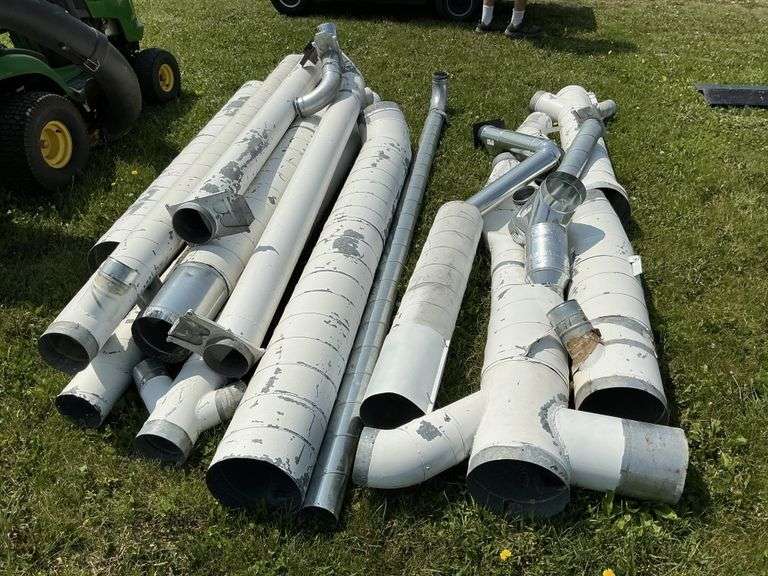 Desk collection pipe w/gates - Legacy Auction Company