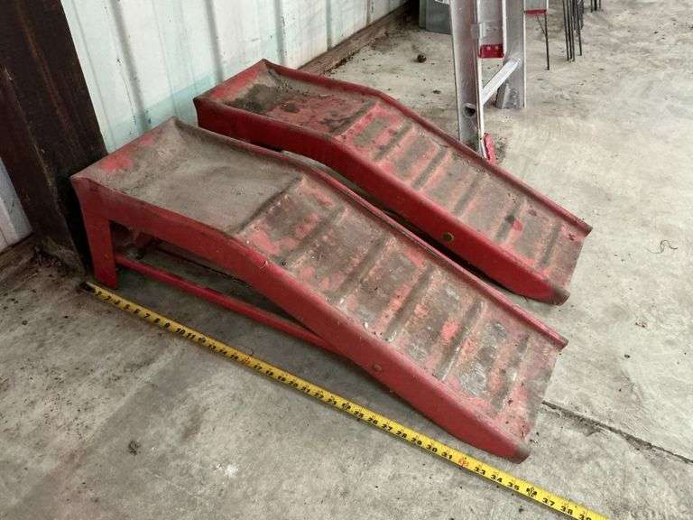 Metal car ramps - Legacy Auction Company
