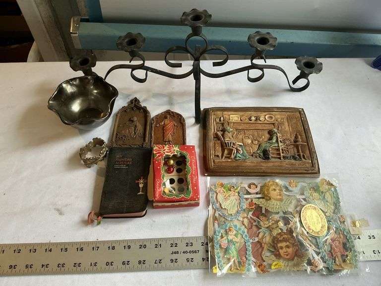 Chalkware, religious plaques, etc - Legacy Auction Company