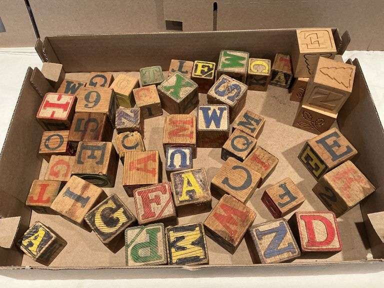 Vintage wooden blocks - Legacy Auction Company