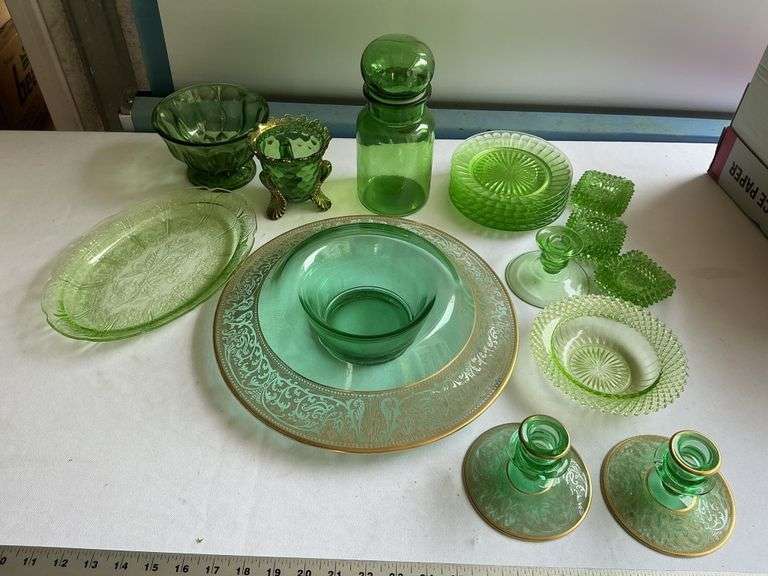 Miscellaneous green glassware - Legacy Auction Company