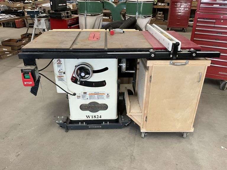 Shop Fox 10” hybrid table saw with extension - Legacy Auction Company