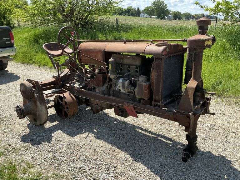 Farmall F-20, engine may be stuck. - Legacy Auction Company