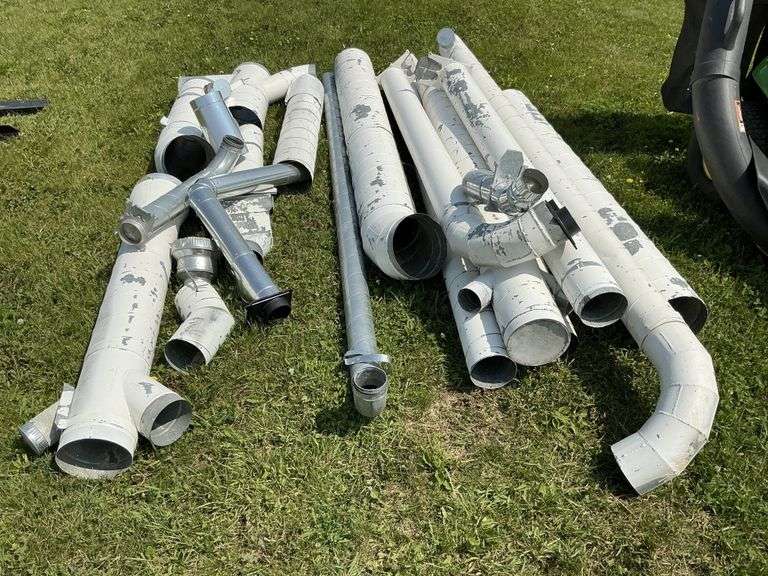 Desk collection pipe w/gates - Legacy Auction Company