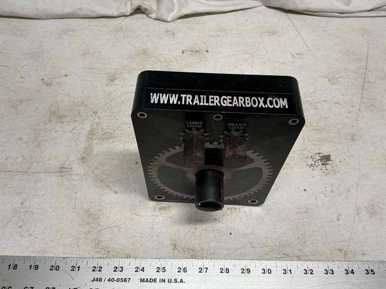 Trailer gearbox - Legacy Auction Company