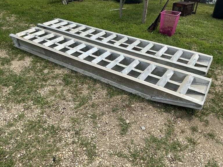Heavy duty aluminum 8' ramps - Legacy Auction Company