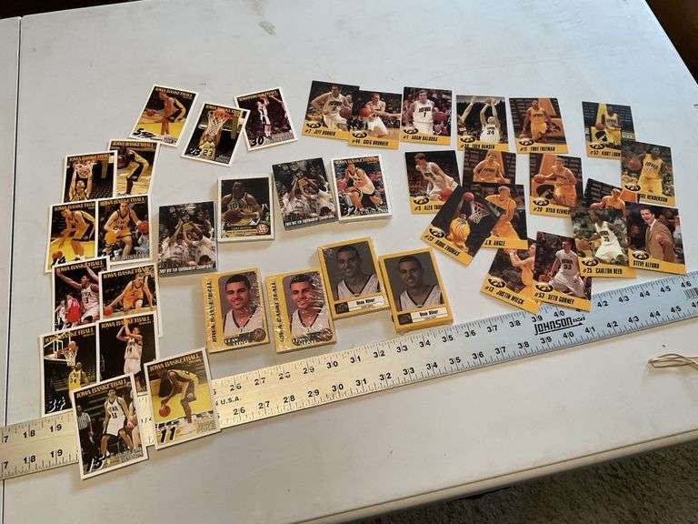 Iowa Hawkeye collector cards - Legacy Auction Company