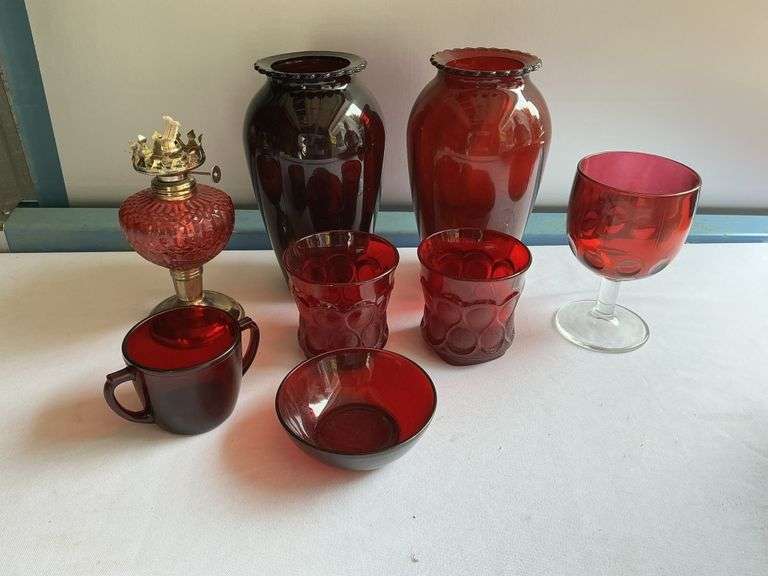 Ruby red glassware - Legacy Auction Company