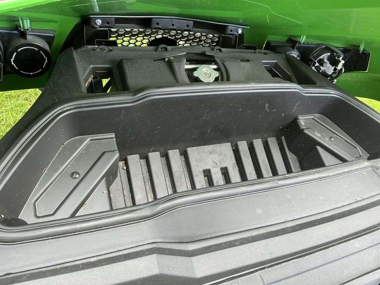 John Deere Gator SUV 590 M, 31.7 hours/79 miles, - Legacy Auction Company