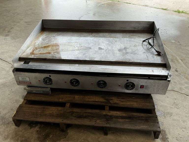 Vulcan 48" x 24" griddle - Legacy Auction Company
