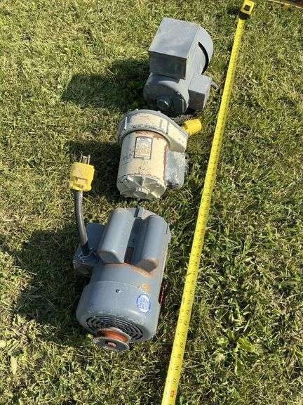 Stairway motor/drive motors - Legacy Auction Company