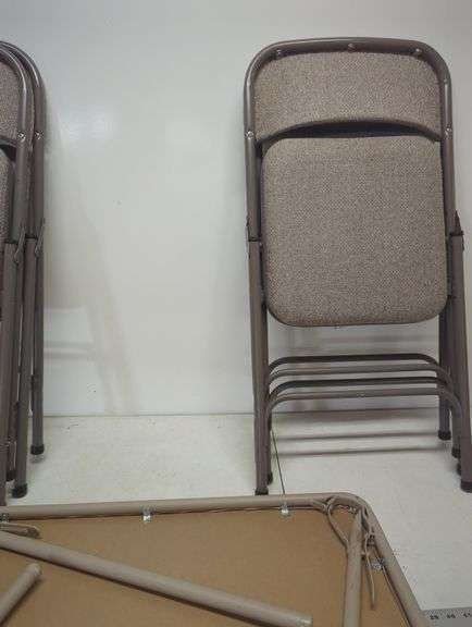 Card table with chairs - Legacy Auction Company