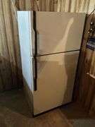 General Electric refrigerator - Legacy Auction Company
