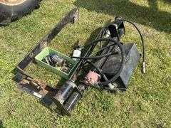 Farm hand loader - Legacy Auction Company