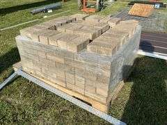 Pallet of brick - Legacy Auction Company
