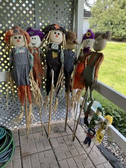 Fall scarecrows - Legacy Auction Company
