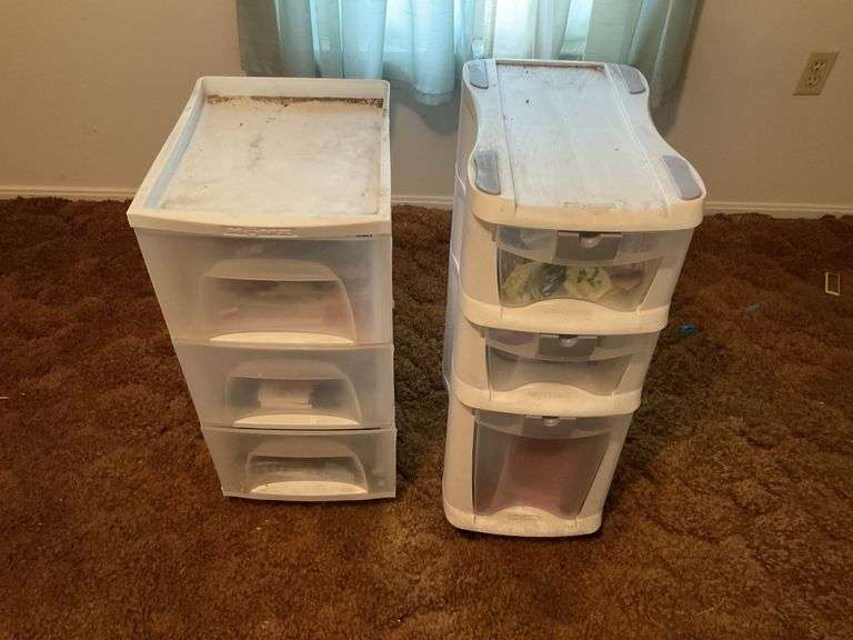 Plastic storage containers with contents - Legacy Auction Company
