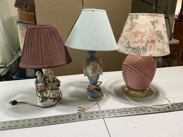 (3) lamps - Legacy Auction Company