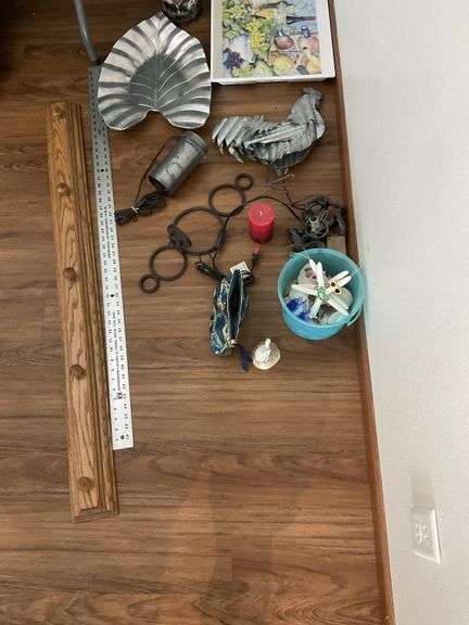 Assorted decor - Legacy Auction Company