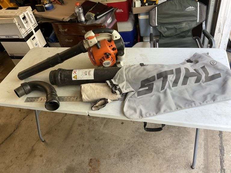 Stihl SH86c leaf blower and vac runs - Legacy Auction Company