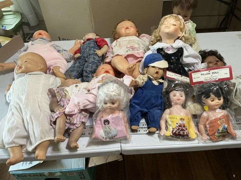 Dolls - Legacy Auction Company