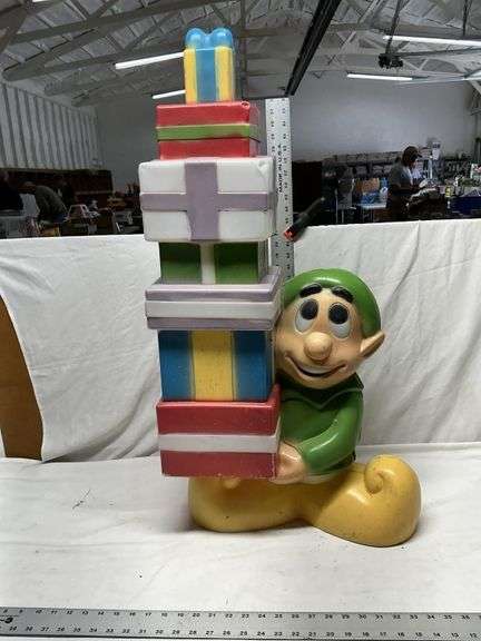 Elf blow mold-cord missing - Legacy Auction Company