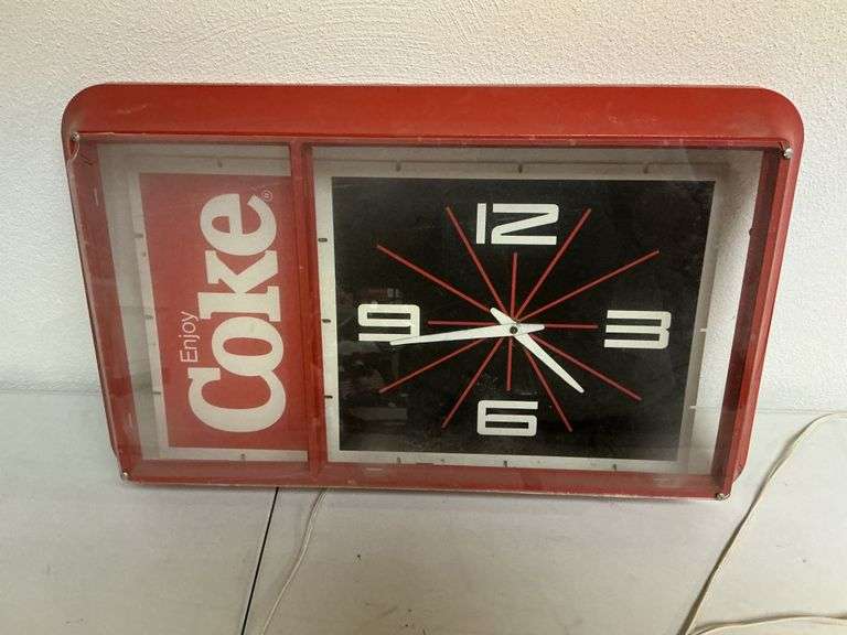Diet Coke clock - Legacy Auction Company