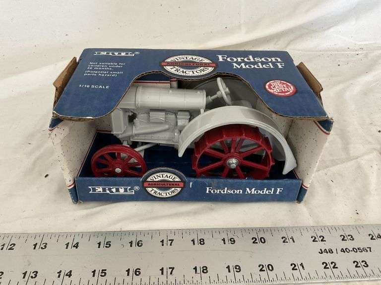 Fordson model F tractor - Legacy Auction Company