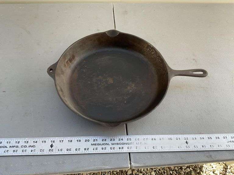 Cast-iron skillet - Legacy Auction Company