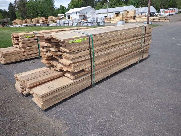 Red Oak Rough Cut Hardwood Lumber RWxRHxRL - Lambrecht Auction, Inc.