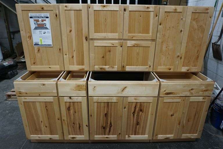 Frontier Shaker Kitchen Cabinet Set 12' - Lambrecht Auction, Inc.