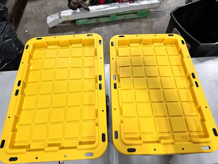 Project Source 17 Gallon Commander Storage Tote (2) - Lambrecht Auction ...