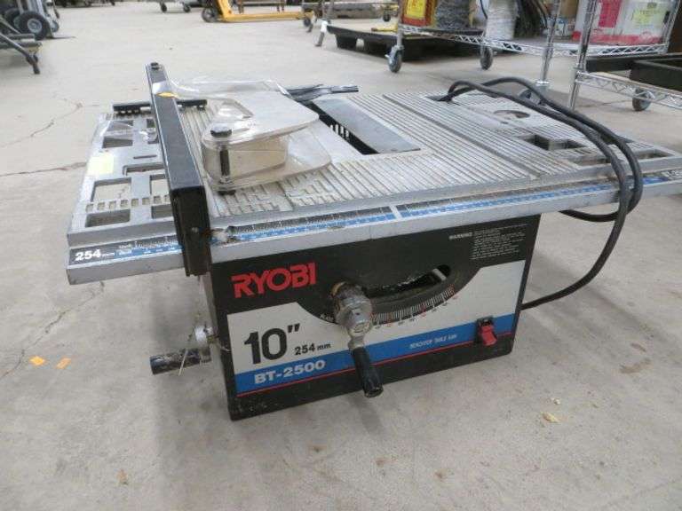 Ryobi 10" Portable Table Saw - Lambrecht Auction, Inc.