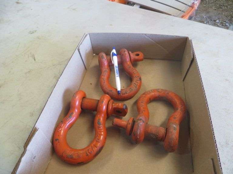 Three WLL 7/8" Shackles - Lambrecht Auction, Inc.