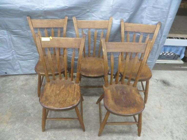 Arrowback Plank Seat Chairs - Lambrecht Auction, Inc.