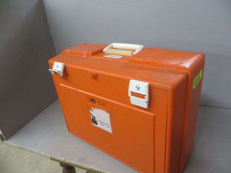 Flambeau Box Full of Muzzleloader Accessories - Lambrecht Auction, Inc.