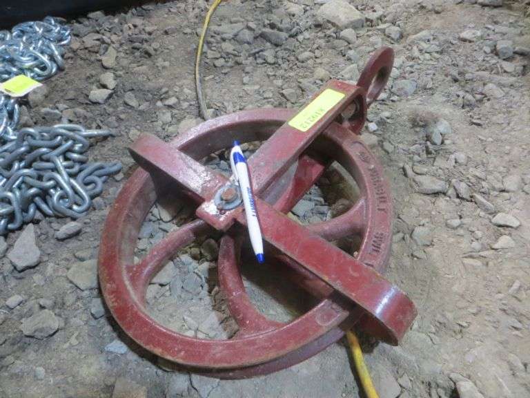12" Pulley - Lambrecht Auction, Inc.