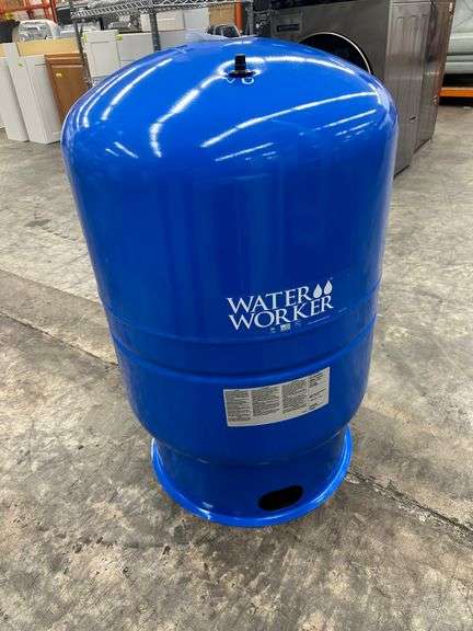 Water Worker 44 Gal. Pressurized Well Tank - Lambrecht Auction, Inc.