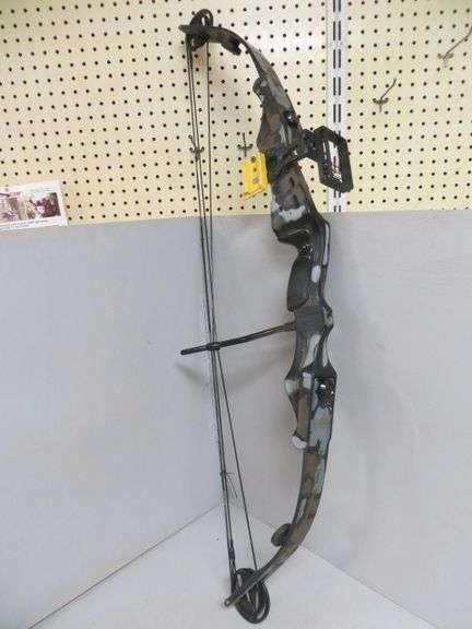 Pearson Spoiler Compound Bow - Lambrecht Auction, Inc.